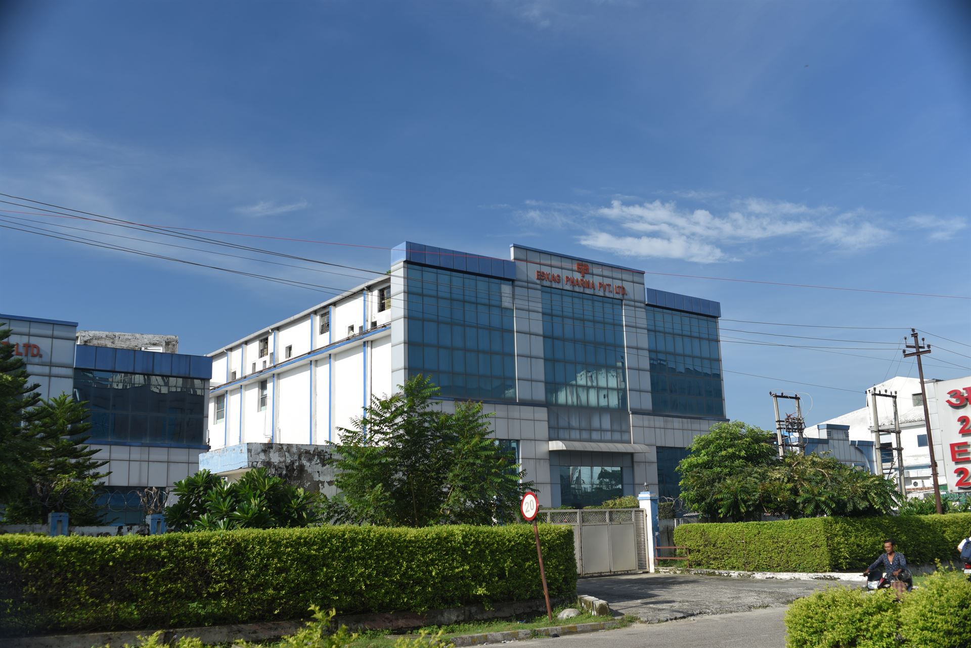 FDF Manufacturing | Pharmaceutical Formulation | Eskag Pharma
